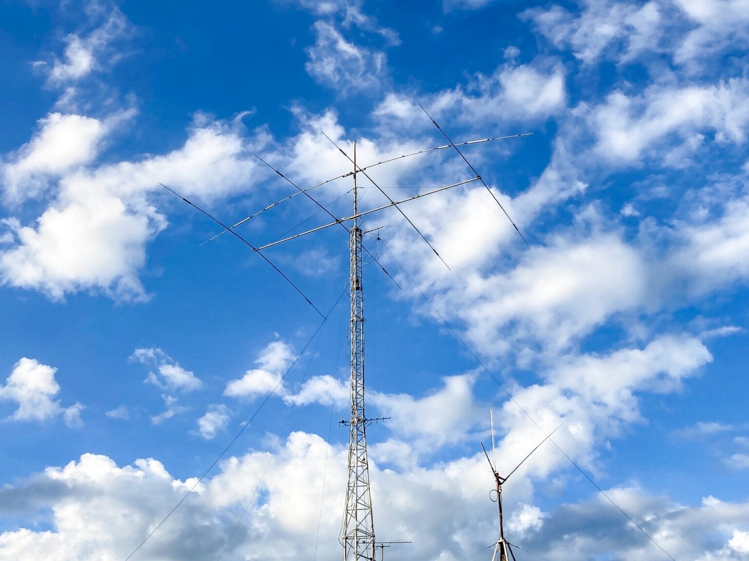 アマチュア無線アンテナの設置と撤去: 完全ガイド